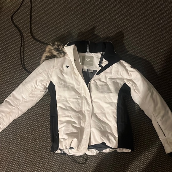 Obermeyer | Jackets & Coats | Obermeyer White Womens Ski Jacket Size 8 ...